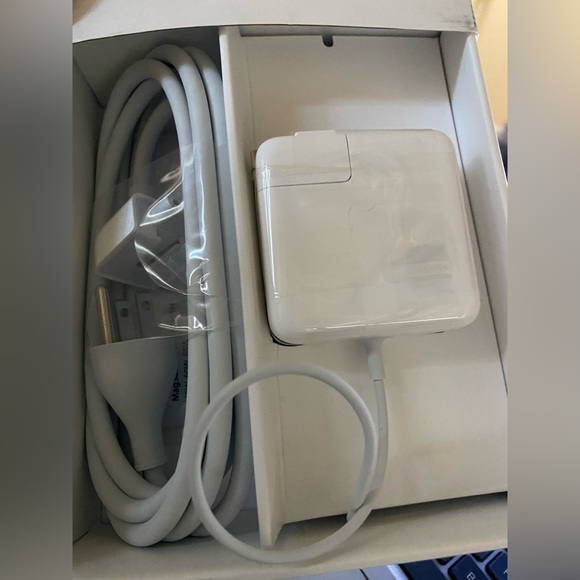Apple | Computers, Laptops & Parts | Apple 45w Magsafe Power Adapter ...